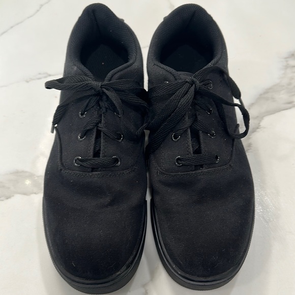 Heelys | Shoes | Heelys Launch Black Lace Up Sneaker With Wheels Size 8 ...